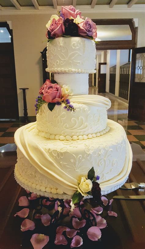 Wedding Cakes Strachn Bakery Toledo Ohio Wedding Cake Gallery