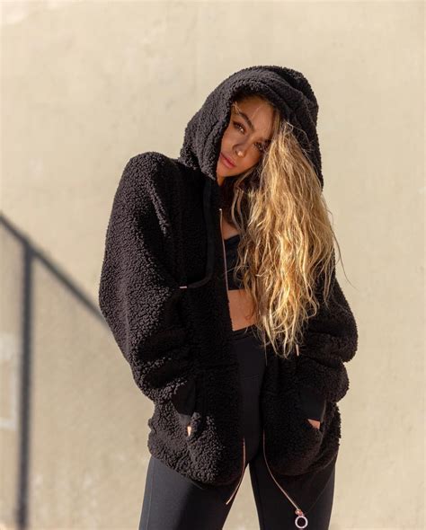 Sommer Ray Keeping It Cozy