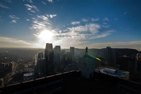 무료 이미지 수평선 구름 하늘 태양 해돋이 일몰 지평선 밤 햇빛 아침 새벽 시티 마천루 도시 풍경 도심 황혼 저녁 반사 어둠 중심지