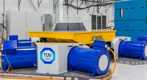 Multi Axis Simulation Table Mast TÜv SÜd