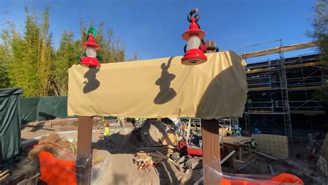 PHOTOS Signage And Lamps Added To Roundup Rodeo BBQ In Toy Story Land