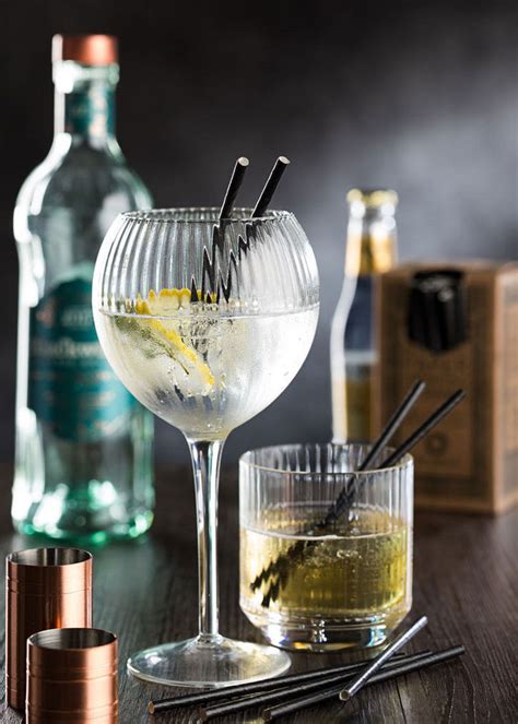 Utopia Hayworth Gin Cocktail Glass 58cl 20oz