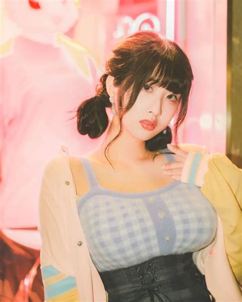 Cute And Busty R Prettyasiangirls