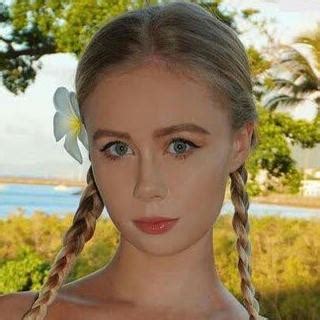 Emily Rose Nude Leaked Photos And Videos Wildskirts