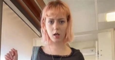 Woman Dress Coded Over Inappropriate Work Outfit And People Say It S Insane Daily Star