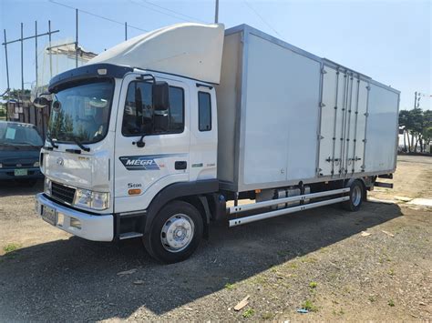 수원트럭 트럭 화물차 영업용 자가용 특장차 특수차 크레인 덤프 탑차 윙바디 버스 검색및 직거래사이트