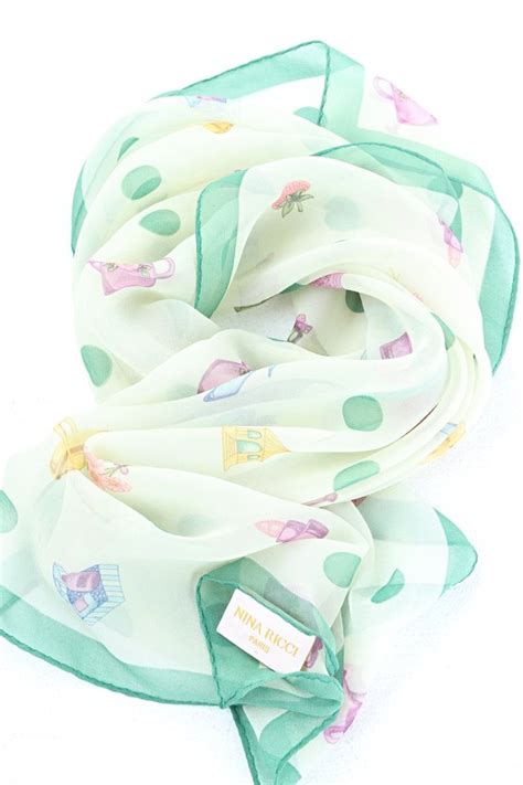 F 니나리치 실크 스카프 파스텔톤 아메카지 이오acc 헬로마켓