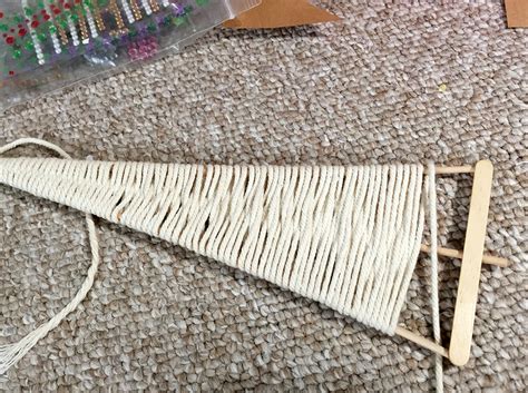 DIY Macrame Christmas Tree Decoration You Can Easily Make