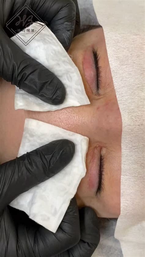 반영구화장두피smp플라즈마수강판디스슈가왁싱 수강 및 시술 뷰티해봄 대표 이현미 전주에서 오셨던 고객님 입술 탈각후입니다