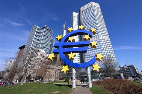 Ecb Warns Against Regulatory Incentives For Defense Lending Bloomberg