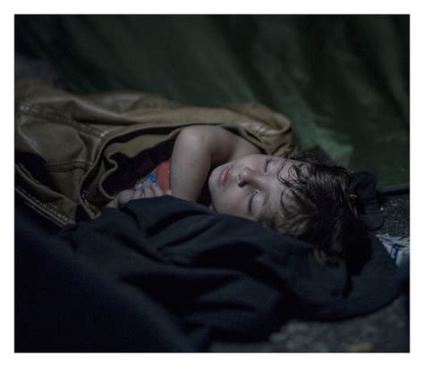 Tuga Gde spavaju deca sirijskih izbeglica Savršena