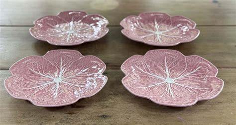 Lot Suite Of 4 Pink Bordallo Pinheiro Cabbage Dinner Plates Size