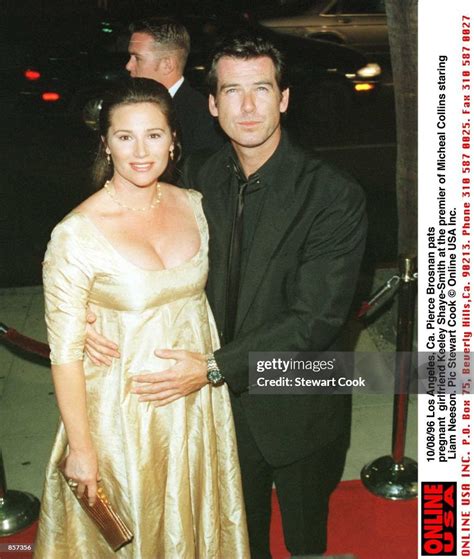 Los Angeles Ca Pierce Brosnan Pats His Pregnant Girlfriend Keely