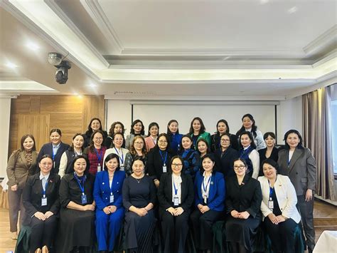 Ардчилсан Эмэгтэйчүүдийн Холбоо УИХ ын гишүүн Ардчилсан эмэгтэйчүүдийн холбооны ерөнхийлөгч