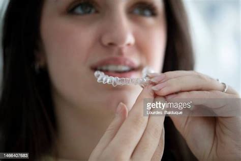 Teeth Splints Photos Et Images De Collection Getty Images