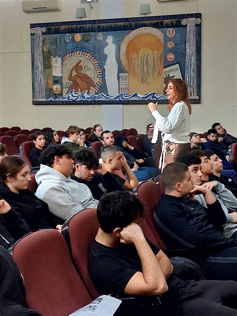 Λύκειο Α Εθνάρχη Μακάριου Γ Πάφου Paphos