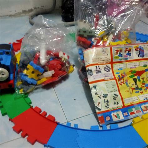 รถไฟโทมัส รางรถไฟโทมัส พร้อมตัวต่อโทมัส Shopee Thailand