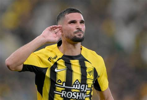 حسام عوار يشارك في تدريبات الاتحاد استعدادًا لمواجهة الهلال في كأس