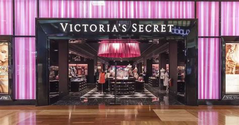 Victorias Secret Unveiled Its First Model With Down Syndrome Tiffy Taffy