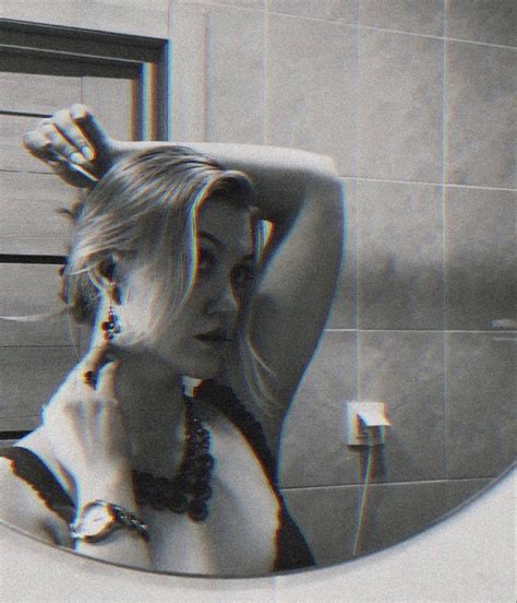 Фото в зеркале Ретро Идеи для фото Часы