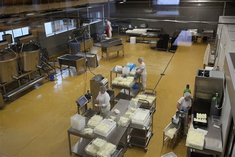 Farma Rodiny Poláčkových Farma Roku 2002 Je Po 20 Letech O Pěkný Kus Dále