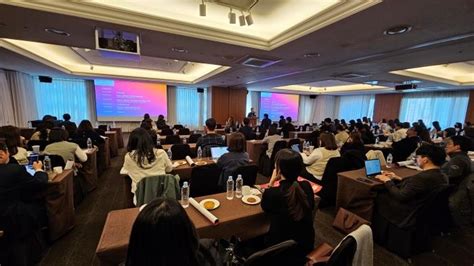 Cmn 심재영 기자 최근 K 뷰티는 일본에서 처음으로 프랑스를 제치고 화장품 수입국가 1 위를 달성하는 등 다시 도약하고 있다