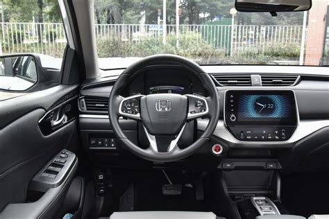 【享域锐·混动 15l E Cvt 净享版驾驶位区域图片 汽车图片大全】 易车