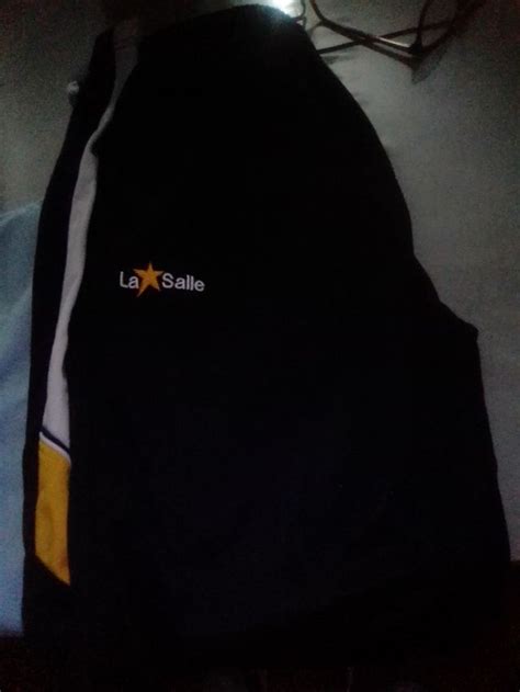 Uniforme La Salle De Segunda Mano Por 15 Eur En Paterna En Wallapop