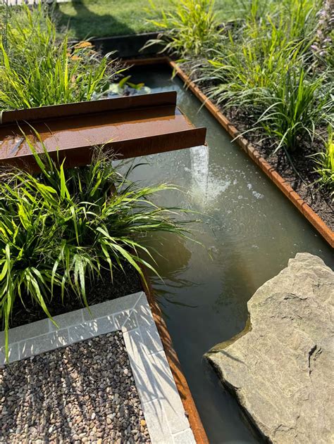 Corten Steel Water Rill Luxunique