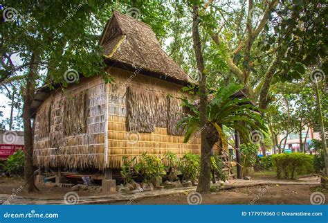 Handmade Low Cost Modern Nipa Hut Design Home