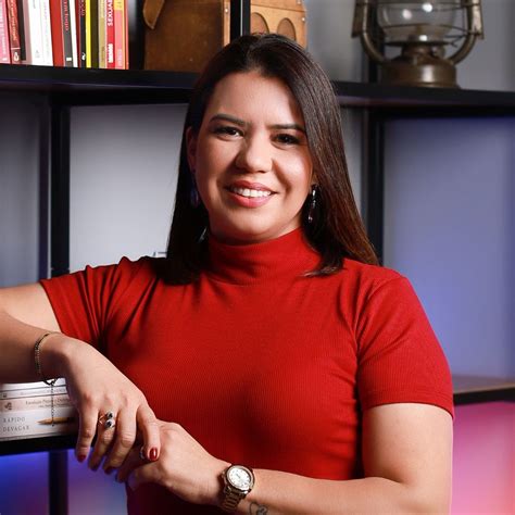 Débora Martins Sexóloga