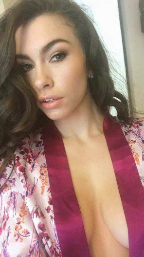 Smile Before Gone Wild F Porn Pic Eporner