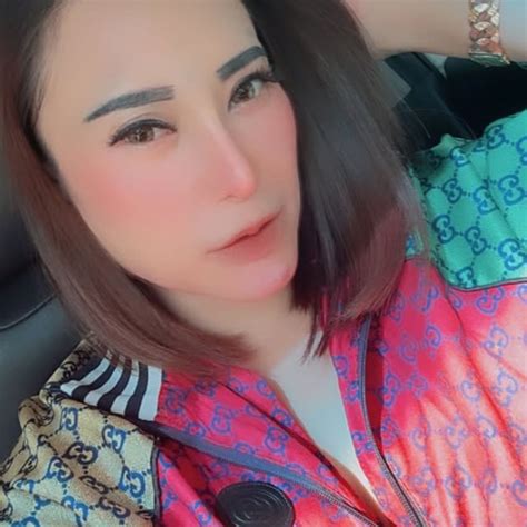 Vera Verapoppy • Threads Say More