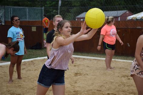 Adventure And Fun For 7th 9th Graders Oak Crests Teen Travel Program