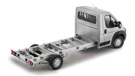 Wohnmobil Chassis Basiswissen Zum Wohnaufbau Promobil