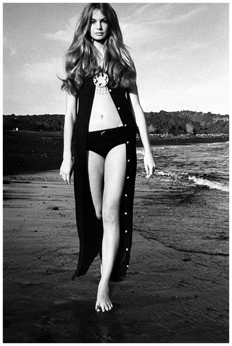 30 Stunning Photographs Of Jean Shrimpton One Of The Worlds First