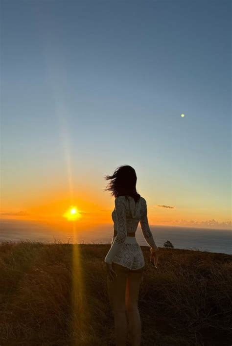♥프레데릭 아르노 찍어줬나…블랙핑크 리사 짧아도 너무 짧은 팬츠 텐아시아