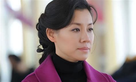 回顾：“大娘子”刘琳，被名导抛弃后，嫁平凡丈夫49岁被宠成公主