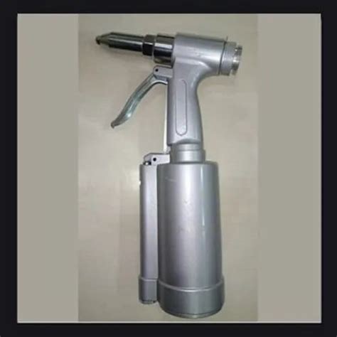 Riveters At Best Price In Greater Noida By Gss Technologies Id 25520016833