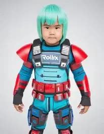 Free Roblox Cosplay Outfit Face Swap