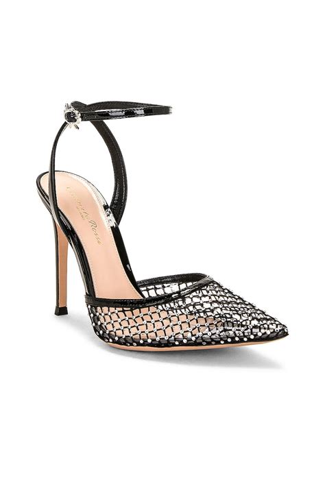 Gianvito Rossi Lipari Plexi Vernice Pumps In Black Trasp And Black Fwrd