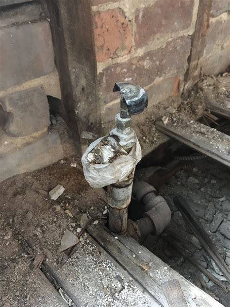 Steam Radiator Valve Is Letting Off Steam Heating Help The Wall