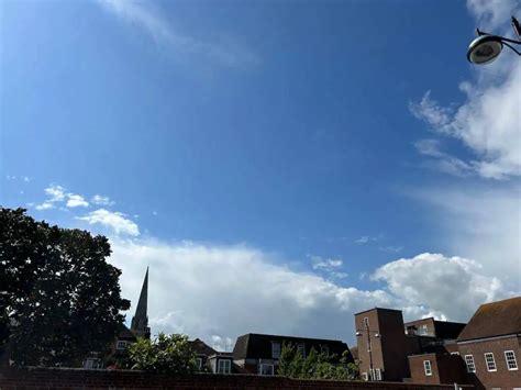 How To Tell If You Are Looking At A Storm Cloud The Natural Navigator