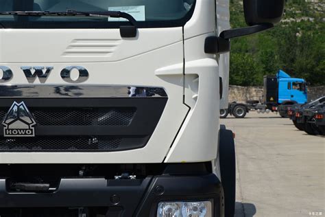 【图】中国重汽 Howo Tx重卡 350马力 4x2 牵引车国六中国重汽8挡实拍图片1521984卡车之家