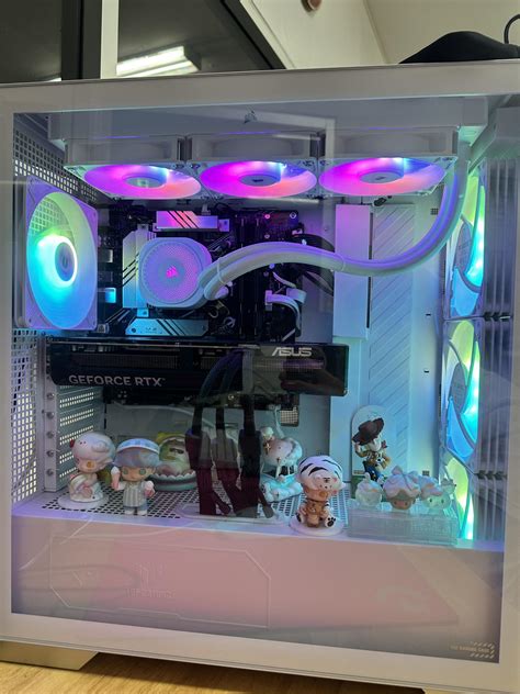 Extreme It กลุ่มสำหรับคนรักการแต่งคอมพิวเตอร์ ผมมือใหม่มากครับ ถ้าเป็นพี่ๆจะซื้ออะไรมาแต่ง