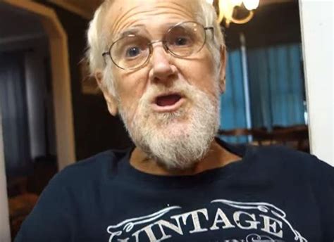 Charles Green Dead Youtubes Angry Grandpa Dies Aged 67 The