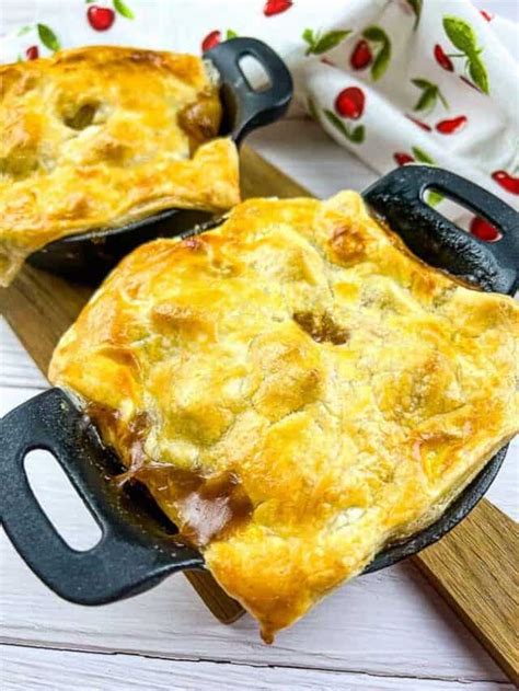 Leftover Roast Beef Pot Pie Cook What You Love