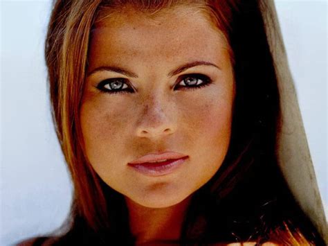 Yasmine Bleeth Sexy Wallpaper Images