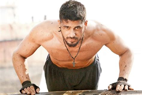 Sidharth Malhotra S Dofficial Superhot Bollywood Gay Naked Page Lpsg