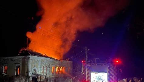 Пожежі в Купянську руйнування у Вовчанську росіяни уночі атакували Харківщину «Шахедами